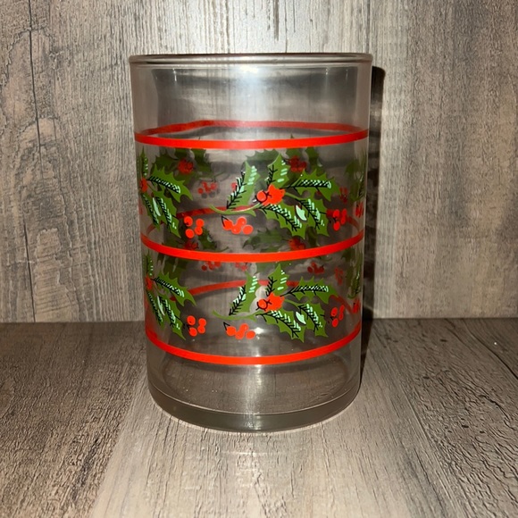 Dining | Vintage Indiana Glass Christmas Holly 14 Oz Rocks Glass | Poshmark